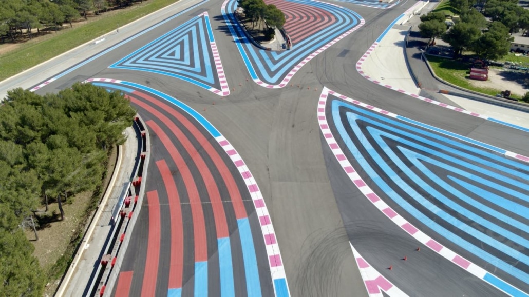 Circuit automobile : Location drone avec pilote dans le Var